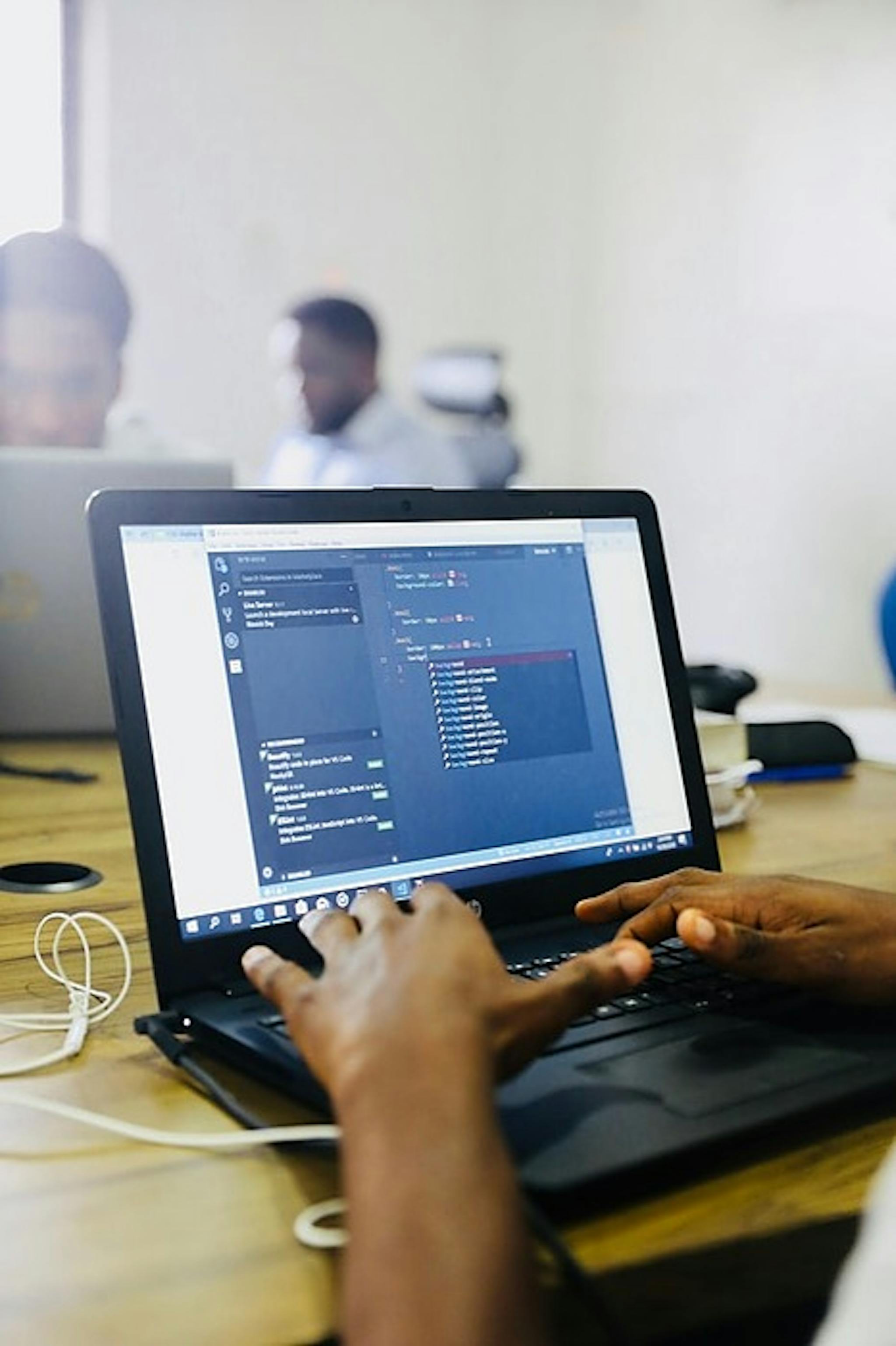 How to Scrape Yahoo Finance Data with Python | HackerNoon