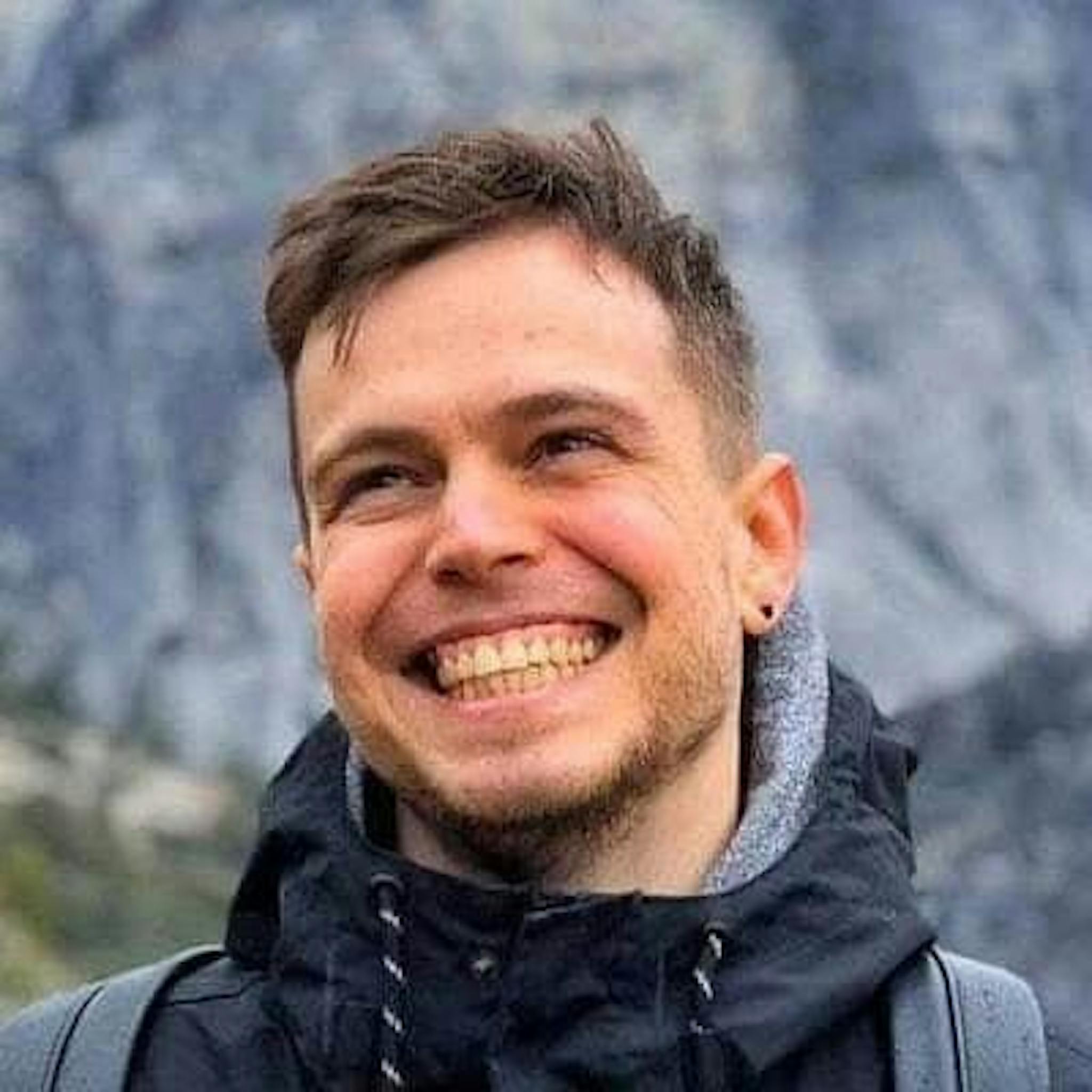 Implementing Stack Using Queue | HackerNoon