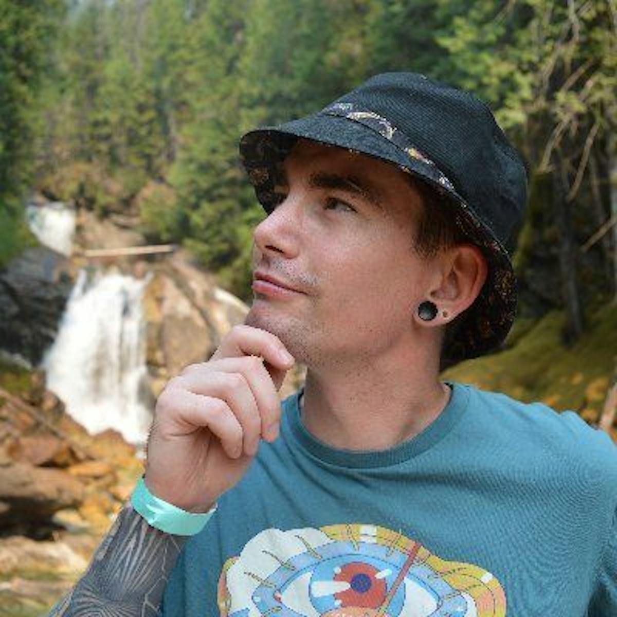 Minting an NFT on the Polygon Network With Truffle and Infura | HackerNoon