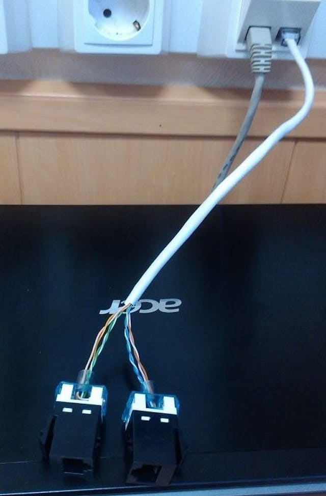 How to Fix an Ethernet Cable Plug (RJ45 Plug) and Other Ethernet Tips ...