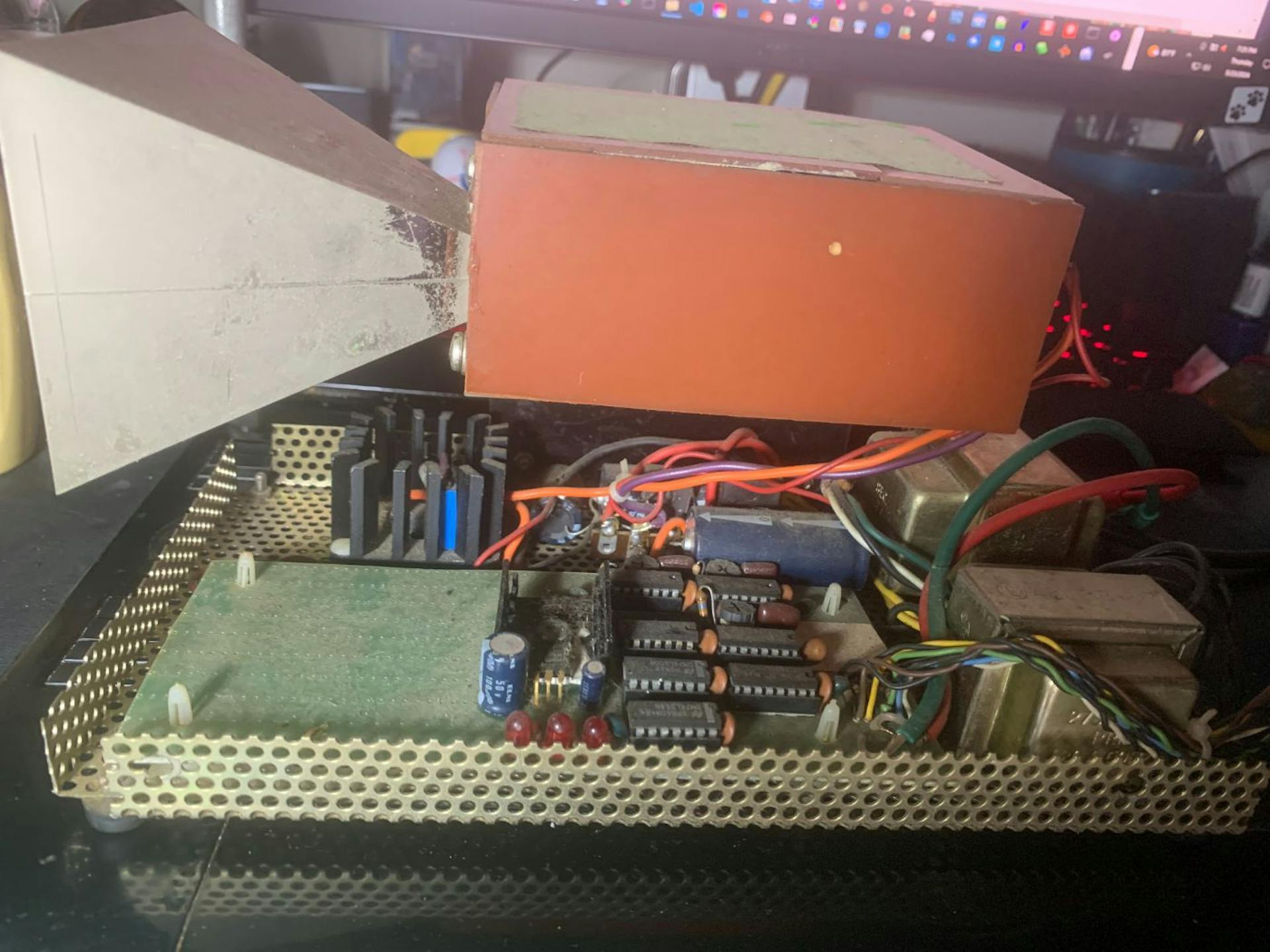 NoWire, a 1985 Microwave LAN Experiment | HackerNoon