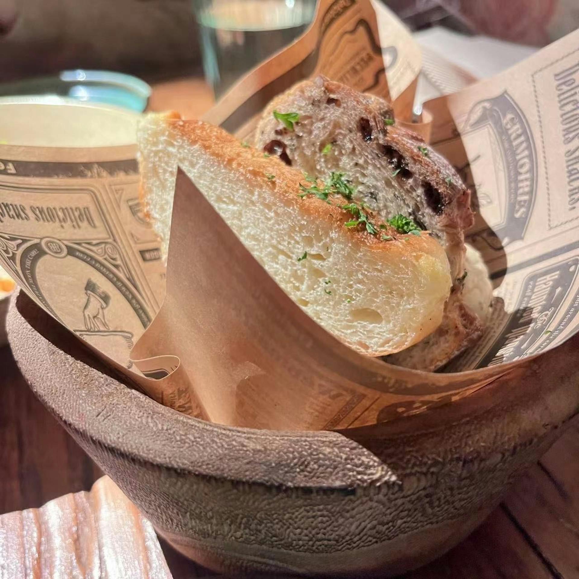 Upscaling a Blurry Text Image with Machine Learning | HackerNoon