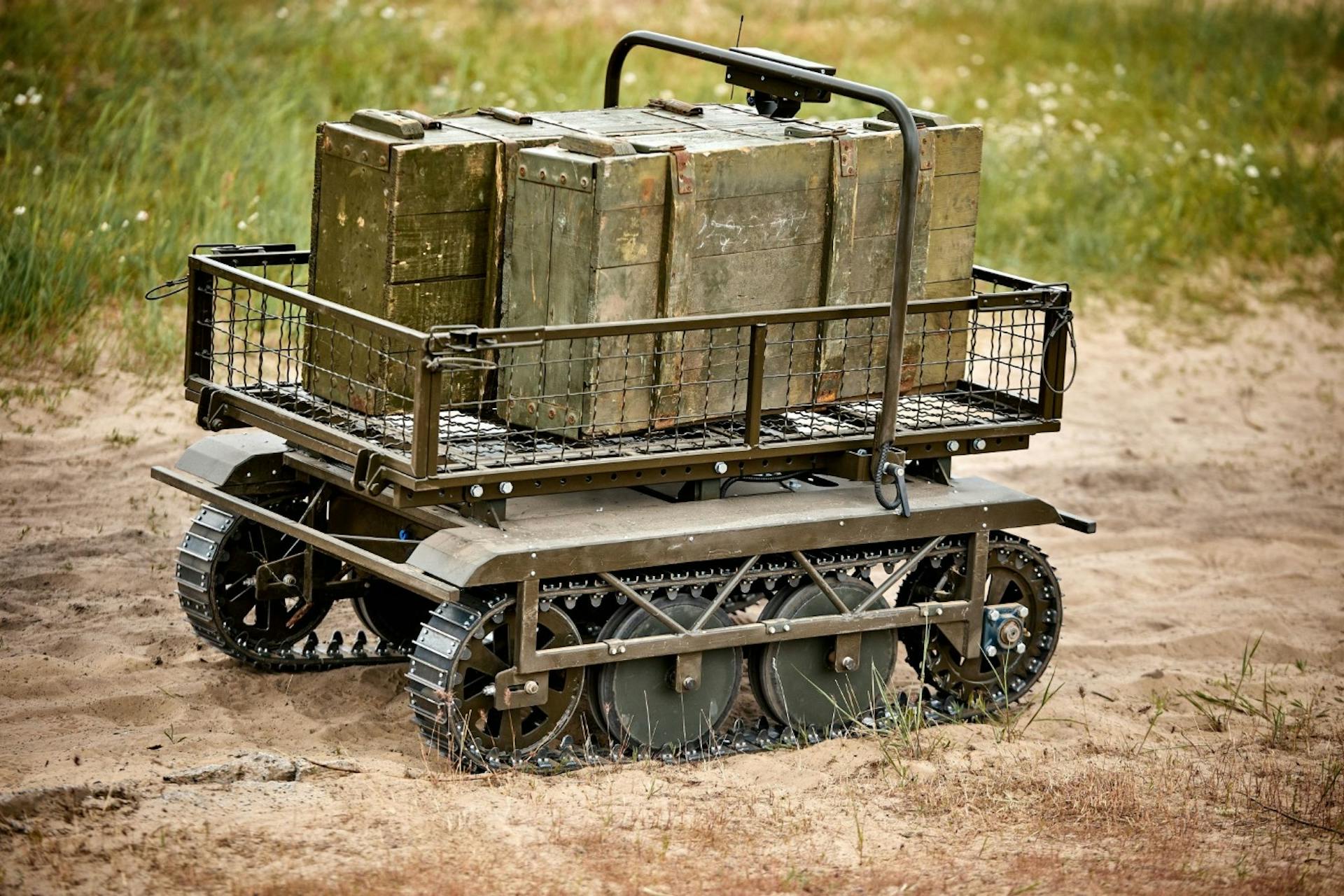 Robots, AI, EW: How War in Ukraine Re-Shapes Military Tech | HackerNoon