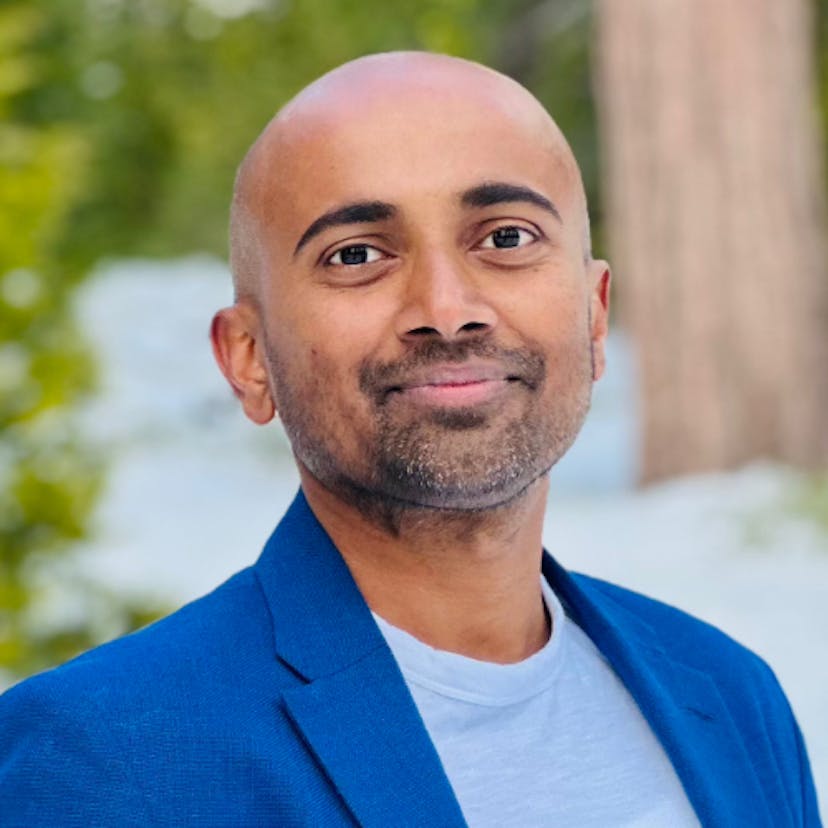 Stop Fighting with Date Formats—Angular’s DatePipe Has You Covered | HackerNoon