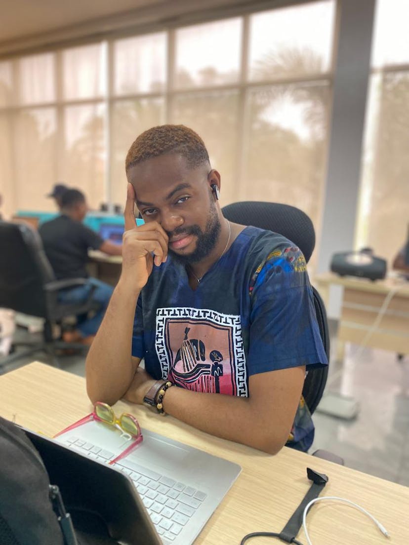 How to Write Precise Prompts on Google's AI Test Kitchen | HackerNoon